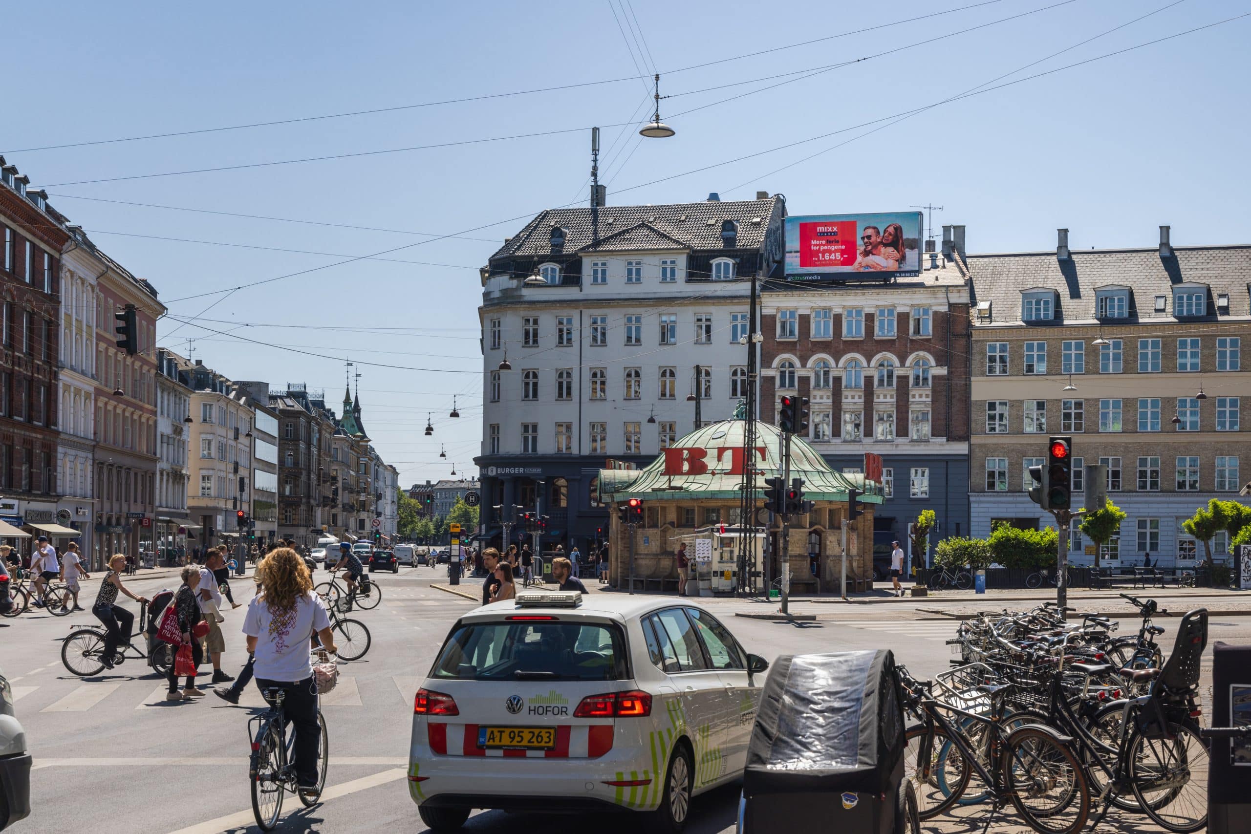 Megaboard Trianglen - Citrusmedia